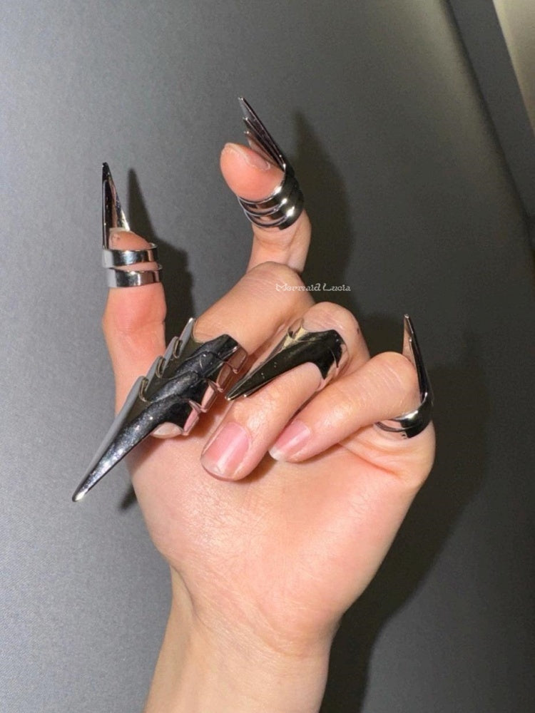 Artisan - Crafted Gothic Claw Nail Rings for Events – Mermaid Lucia ...